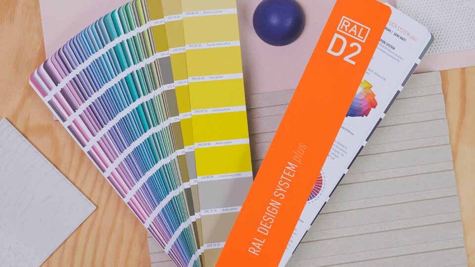 Entdecken Sie das RAL DESIGN SYSTEM plus